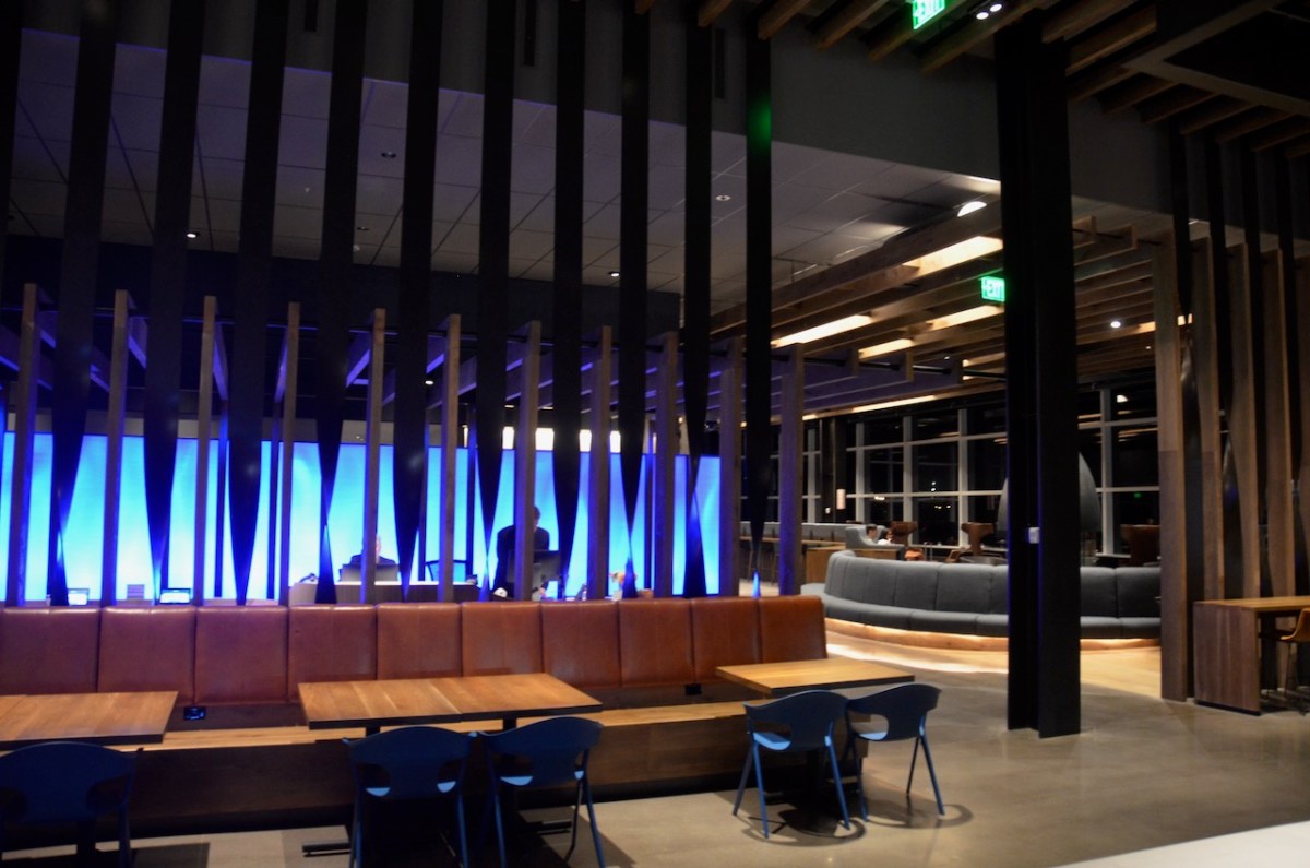 Review: Alaska Lounge, North Satellite, SeaTac, Seattle, USA | World ...