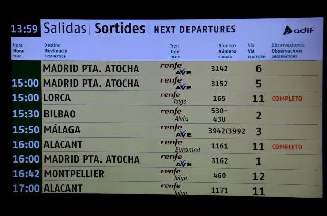 Review: Renfe AVE Preferente, Barcelona – Madrid | World Traveller 73