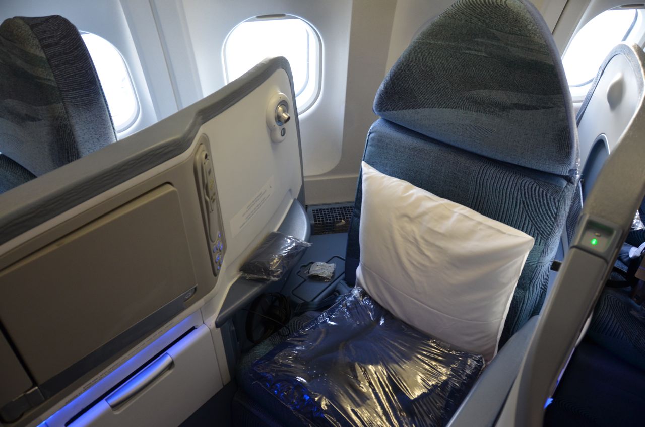 Review: Air Canada Business Class A330-3, London Heathrow – Vancouver ...
