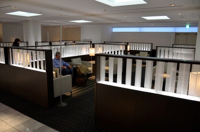 Review: All Nippon Airways (ANA) Lounge, Narita Terminal One, Tokyo ...