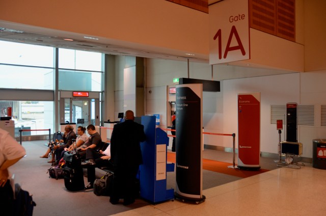 Review: Qantas Business Class B737-8, Sydney – Adelaide | World ...