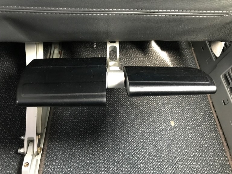 Review: Air Canada Business Class B737 – MAX 8, Calgary – Vancouver ...