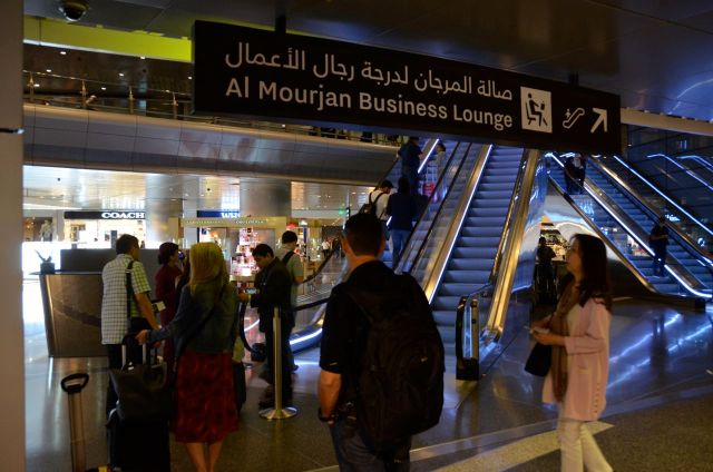 Review: Qatar Airways Al Mourjan Business Class Lounge, Doha Hamad ...