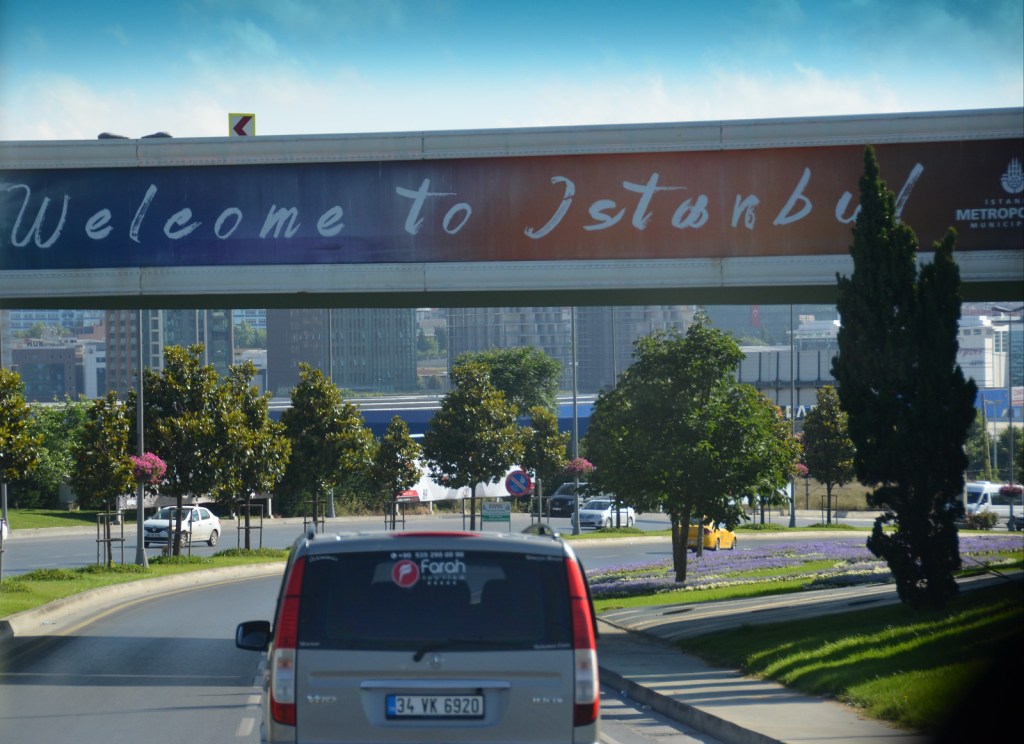 Review: A Day in Istanbul Turkey; Turkish Airlines TourIstanbul E-Tour ...