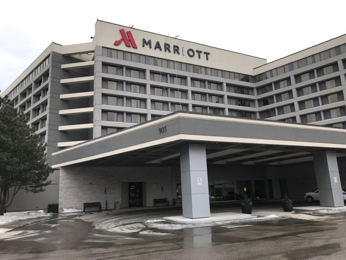 Review: Toronto Airport Marriott Hotel, Toronto, Canada | World ...