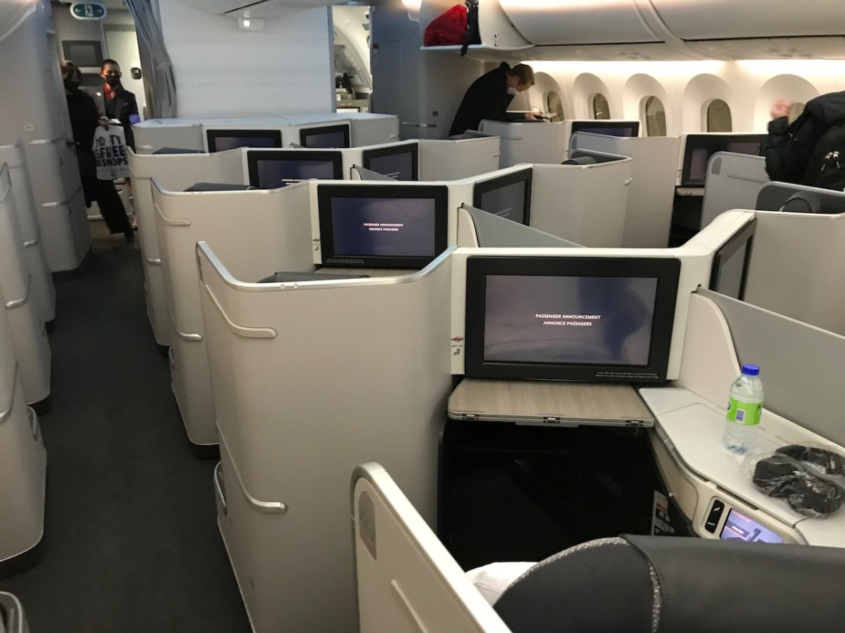Review: Air Canada Signature Business Class – Pandemic Edition B787-9 ...