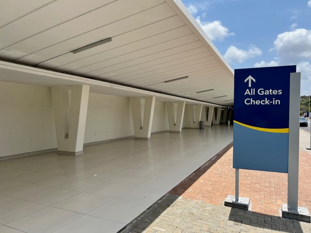 Review: Curaçao VIP Lounge – Hato International Airport, Curaçao ...