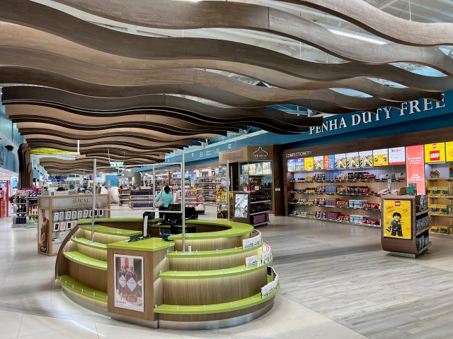 Review: Curaçao VIP Lounge – Hato International Airport, Curaçao ...