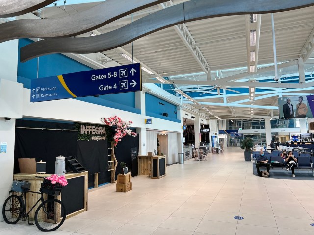 Review: Curaçao VIP Lounge – Hato International Airport, Curaçao ...