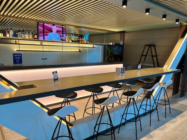 Review: Curaçao VIP Lounge – Hato International Airport, Curaçao ...