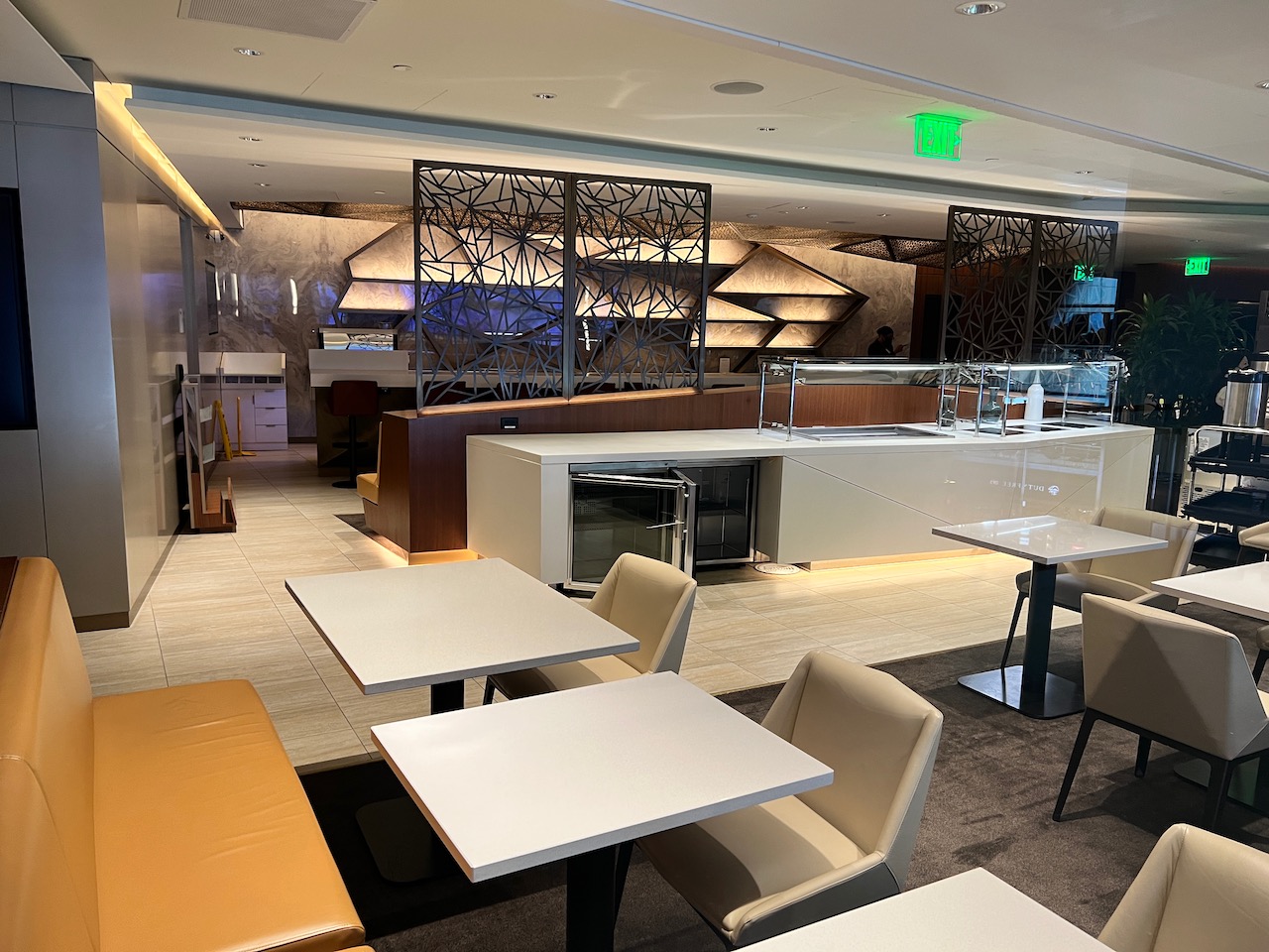 Review: American Express Pop Up Temporary Centurion Lounge, Los Angeles ...