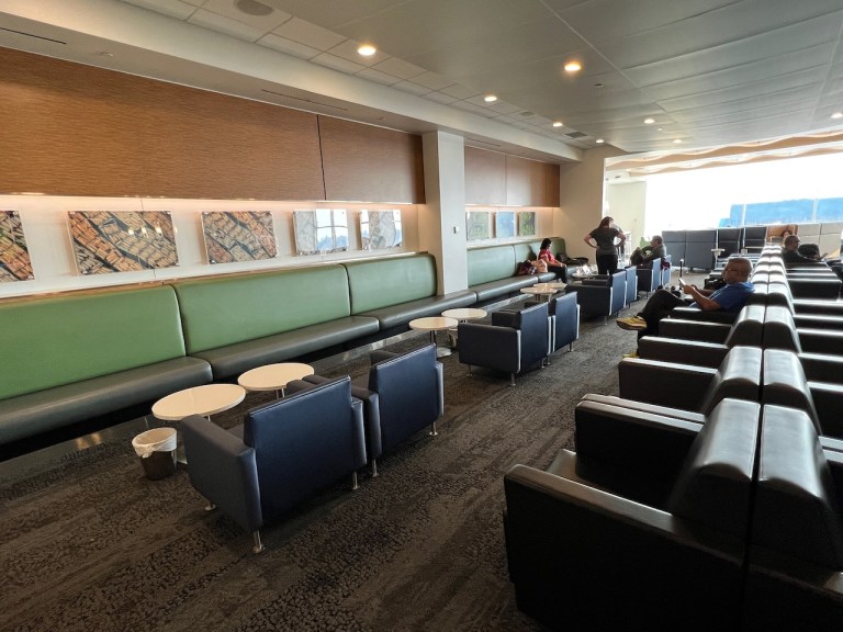 Review: The Club at SEA Lounge, “S” Concourse, Sea -Tac Airport, United ...