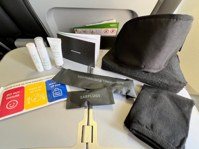 Review: Icelandair Saga Business Class B767-300ER, Seattle – Reykjavík ...