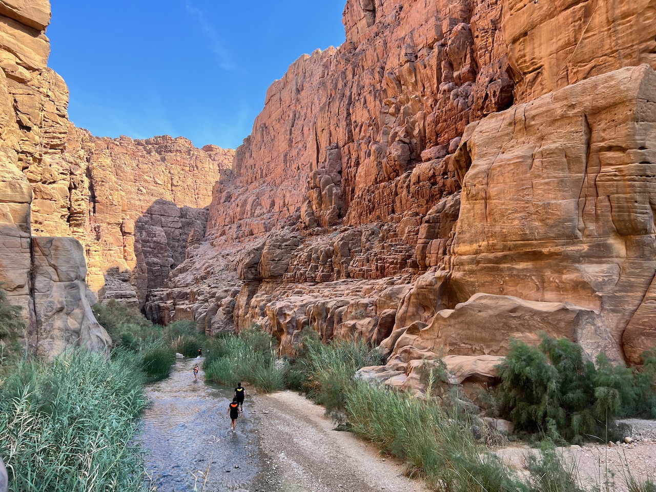 Top 5 Tips for a Day of Canyoning – The Siq Trail Hike at Wadi Mujib ...