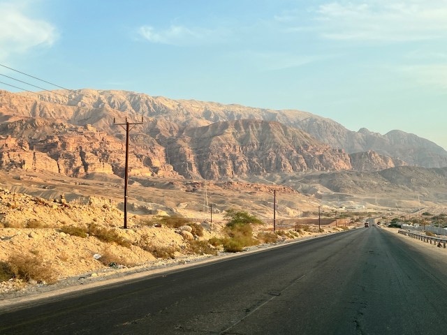 What to Expect Driving Through the Kingdom of Jordan | World Traveller 73