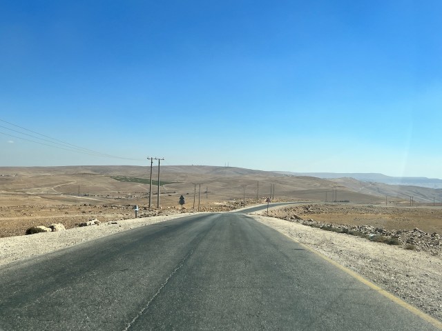 What to Expect Driving Through the Kingdom of Jordan | World Traveller 73