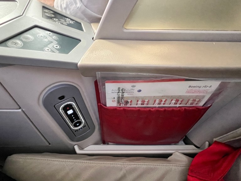 Review: Royal Jordanian Crown Business Class B787-8, Amman – Tel Aviv ...