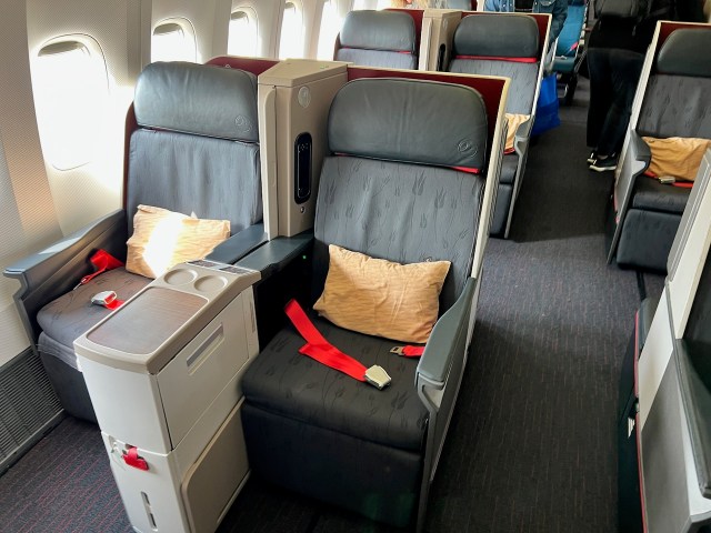 Review: Turkish Airlines Business Class B777-300 ER, Tel Aviv ...