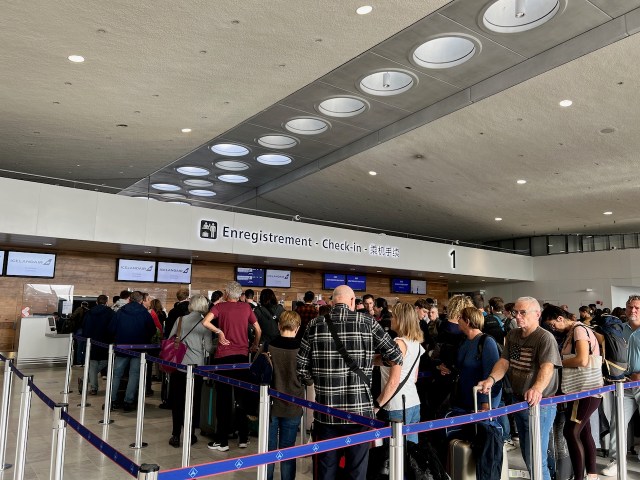 Review: Salon Extime Lounge – Paris Roissy Charles de Gaulle Terminal ...