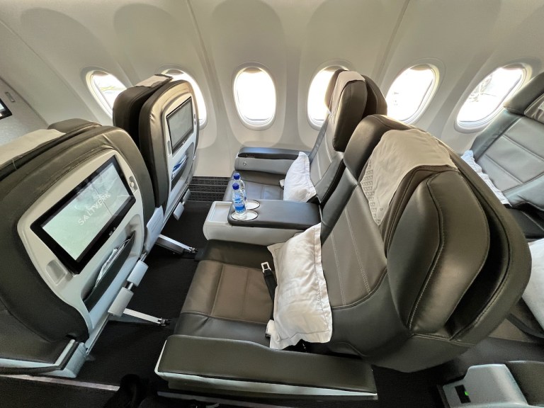 Review: Icelandair Saga Class B737-8 Max, Paris Charles de Gaulle ...
