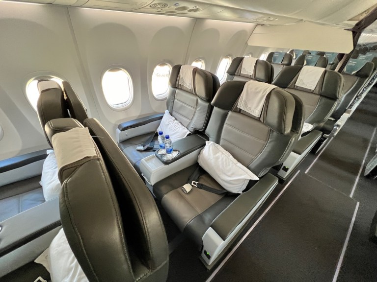 Review: Icelandair Saga Class B737-8 Max, Paris Charles de Gaulle ...