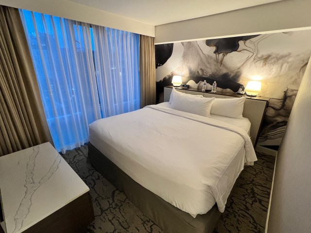 Review: Delta Hotels by Marriott Vancouver Downtown Suites, Canada ...