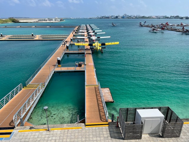 Review: Trans Maldivian Airways Coral Lounge, Malé Noovilu Seaplane ...