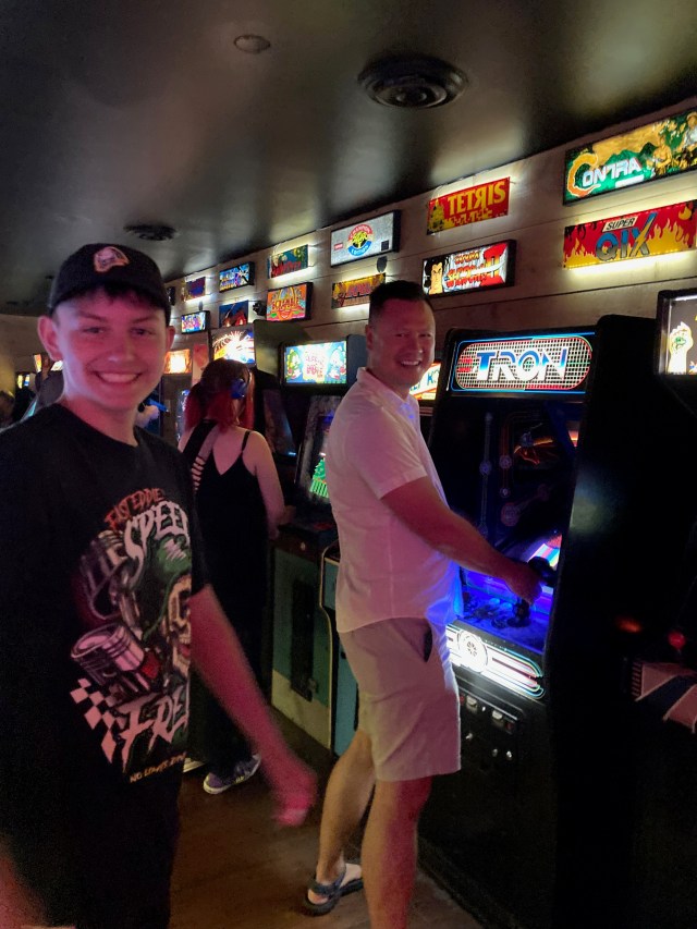 Review: Arcade 1Up “Class of 81” Ms. Pac Man / Galaga Deluxe Arcade ...