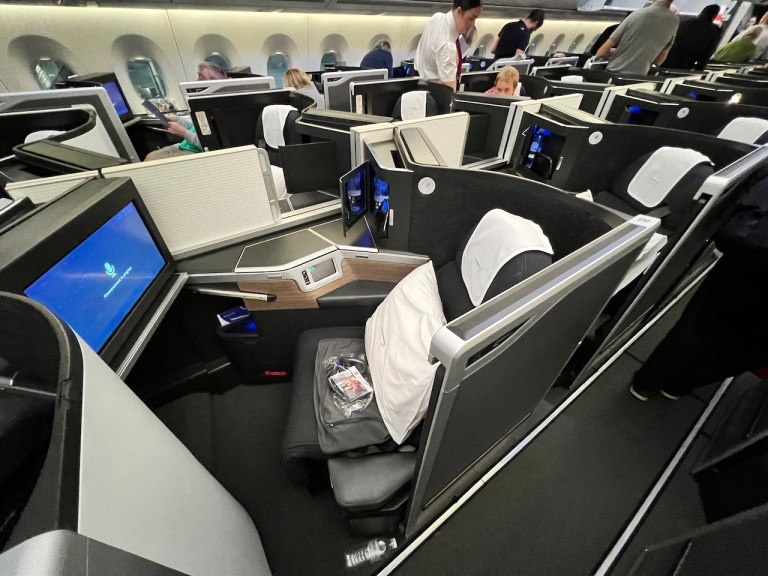 Review: British Airways Club Suite Business Class A350-1000, Vancouver ...