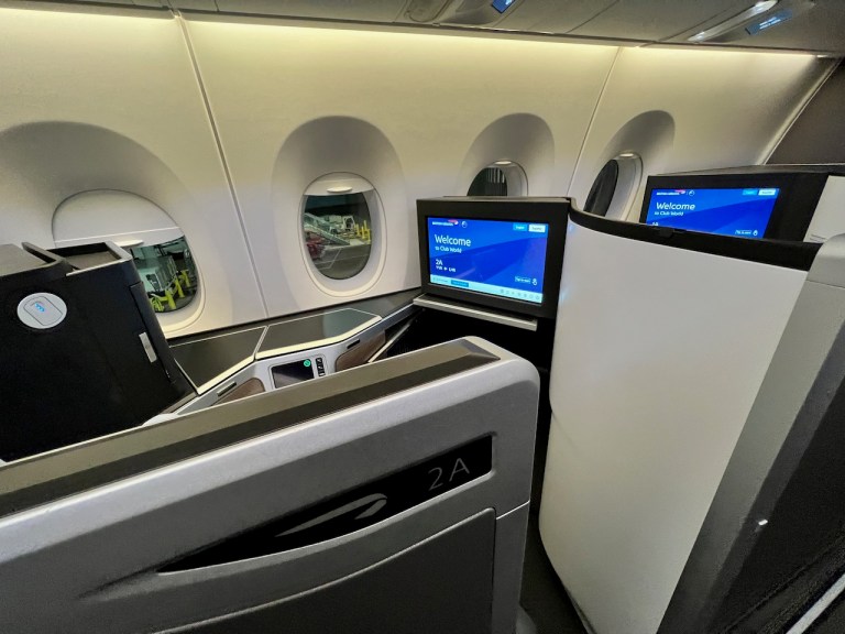 Review: British Airways Club Suite Business Class A350-1000, Vancouver ...