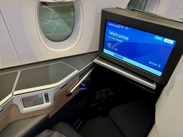 Review: British Airways Club Suite Business Class A350-1000, Vancouver ...