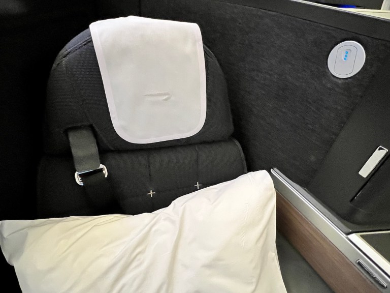 Review: British Airways Club Suite Business Class A350-1000, Vancouver ...