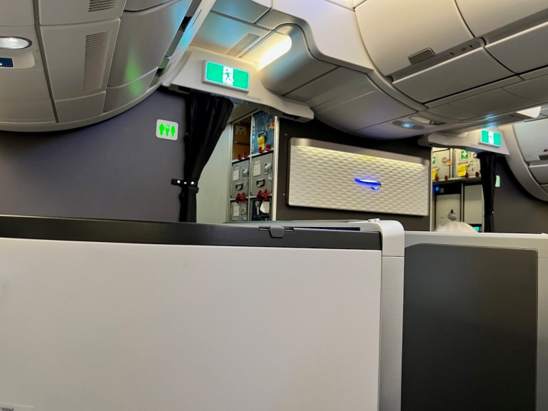 Review: British Airways Club Suite Business Class A350-1000, Vancouver ...