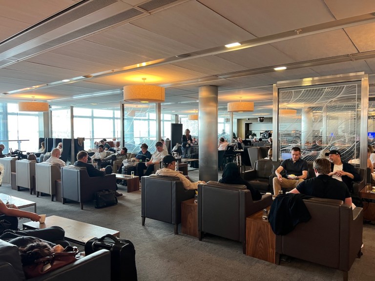 Review: British Airways Galleries South Lounge, London Heathrow ...