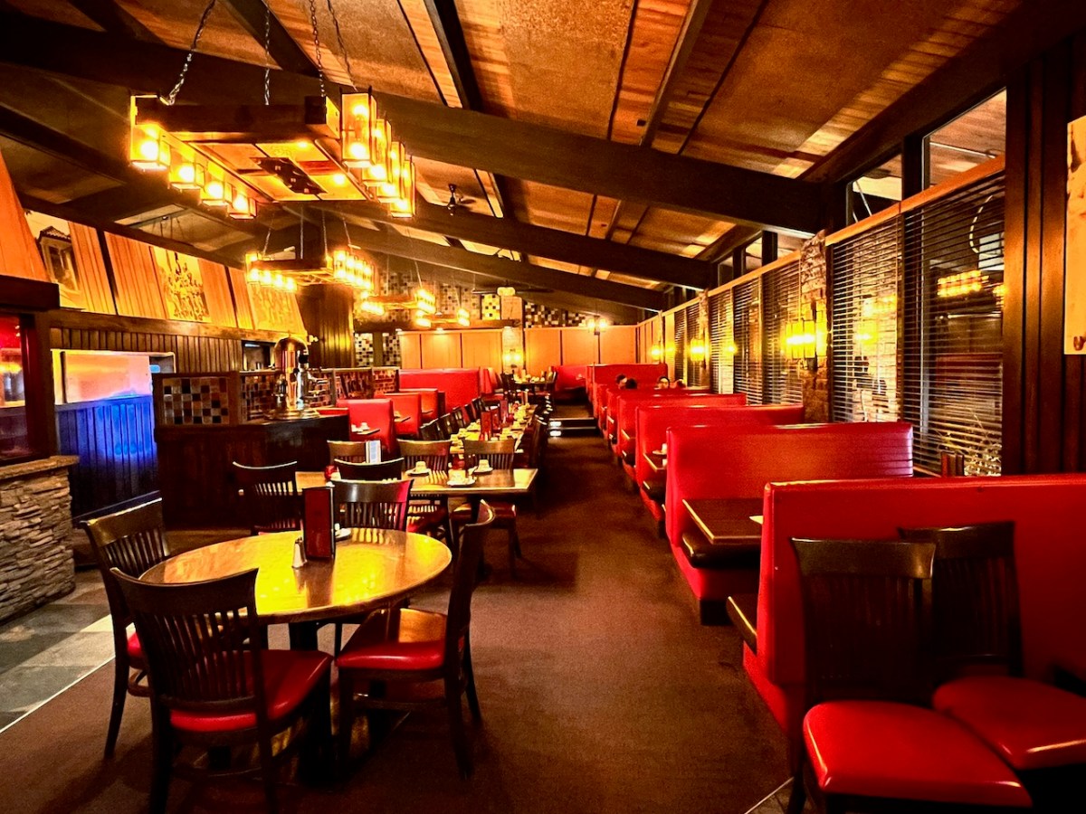 Restaurant Review: Nick’s Steakhouse and Pizza, Calgary, Canada | World ...