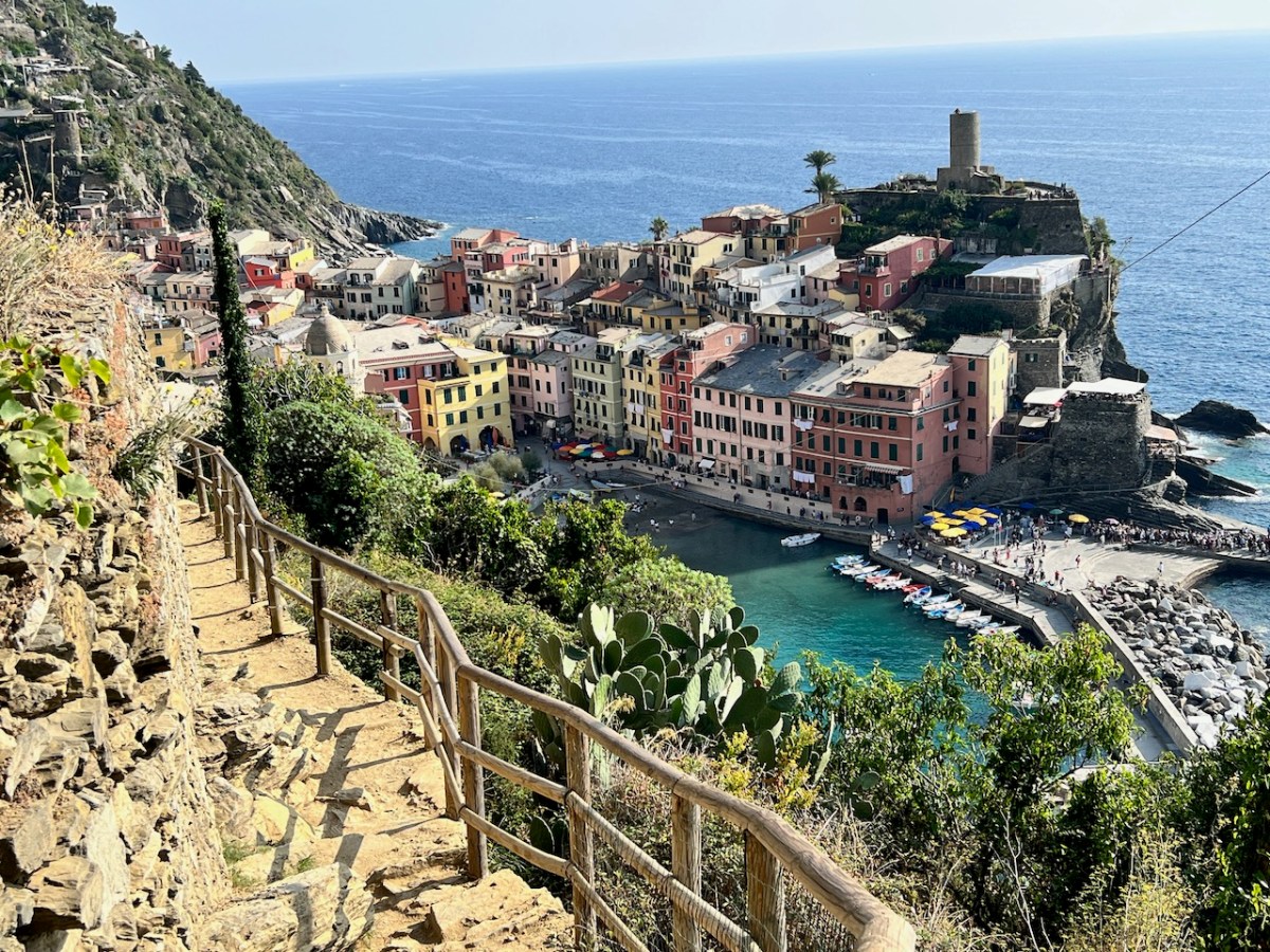 Cinque Terre Day Trekking: Monterosso – Vernazza al Mare Trail, Italy ...