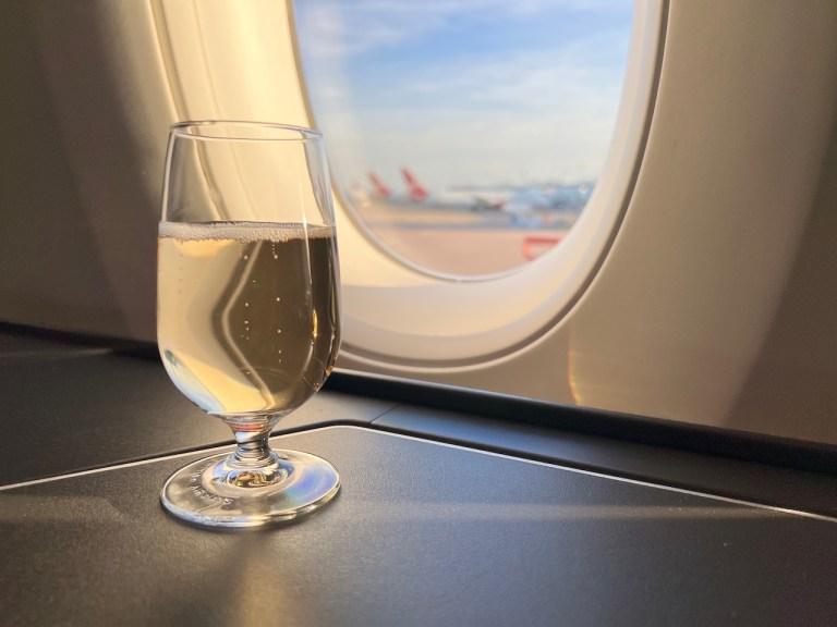 Review: British Airways Club Suite Business Class A350-1000, London ...