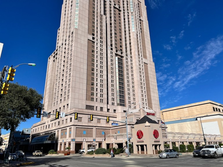 Review: San Antonio Marriott Rivercenter on the Riverwalk, Texas, USA | World Traveller 73